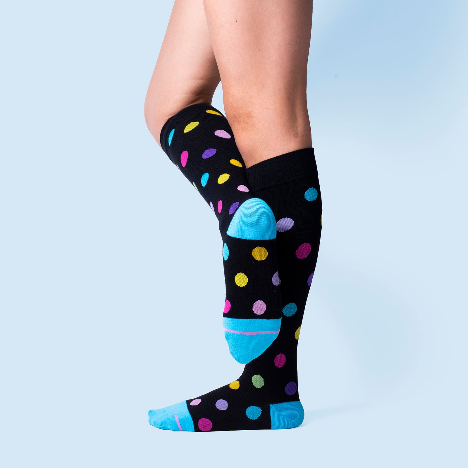 Knee-High Compression Socks For Women | Dr. Motion | Large Dots